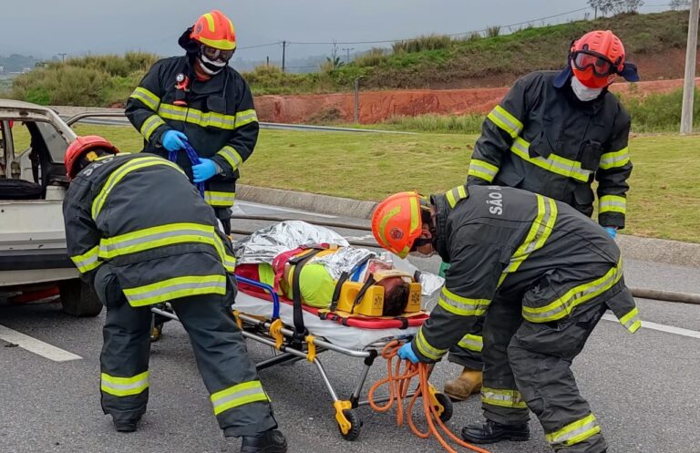 Simulado de acidente com carga perigosa é realizado no trecho do ... Simulado de acidente com carga perigosa é realizado no trecho do ...