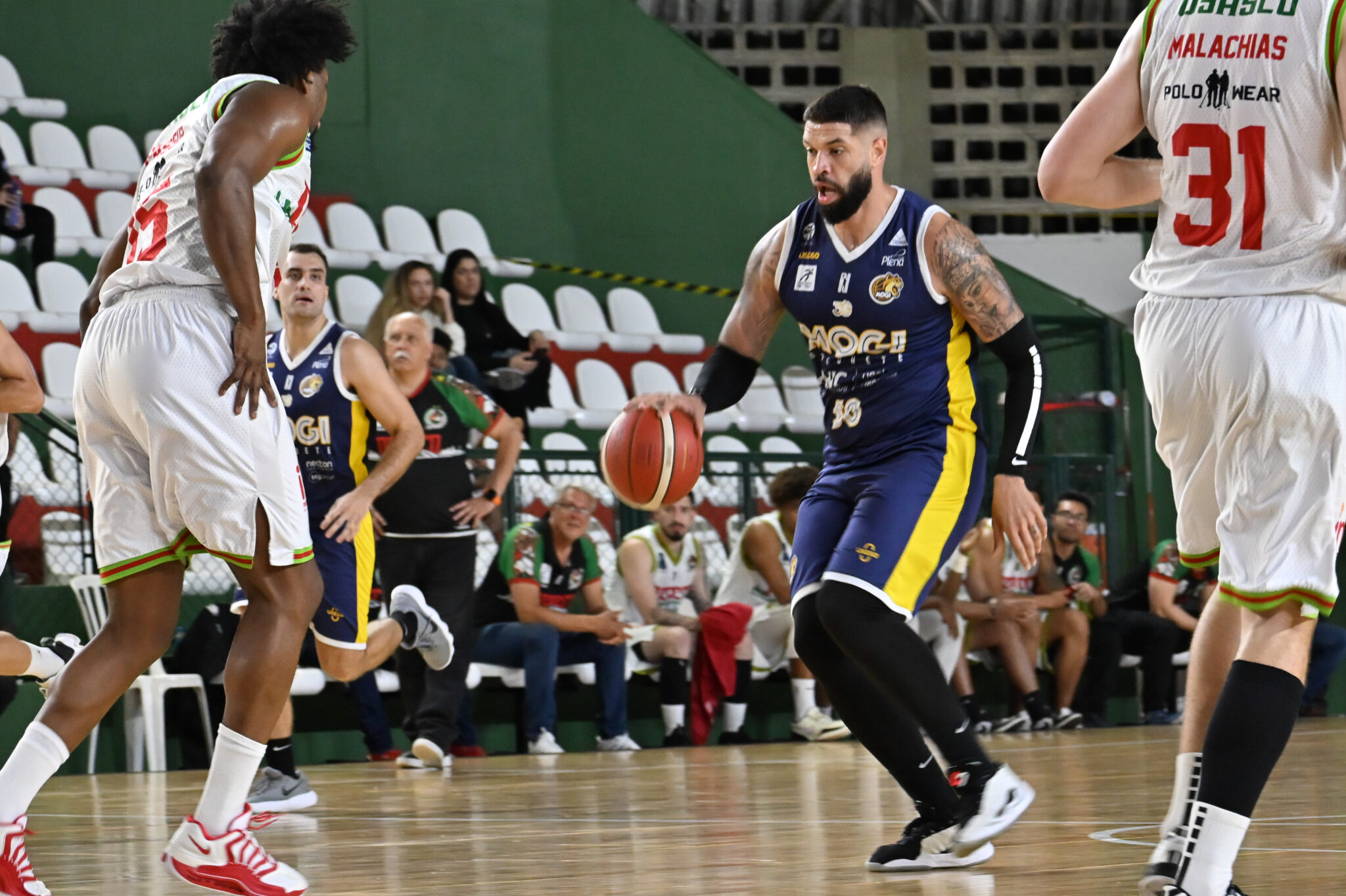 Mogi Basquete vence Basket Osasco fora de casa pelo NBB
